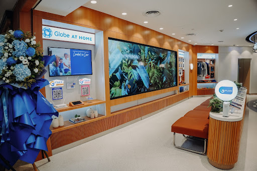 Things at the new-generation Globe Store that just make sense - Manila ...