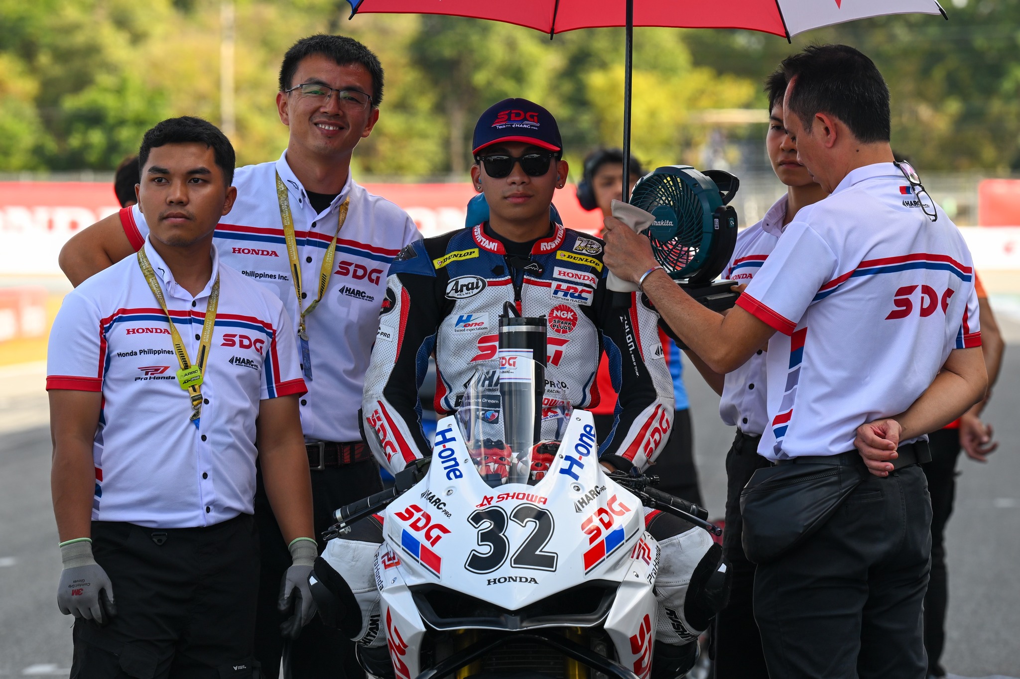 SDG Team HARC-PRO Honda.Ph Inspires the Next Generation of Filipino ...