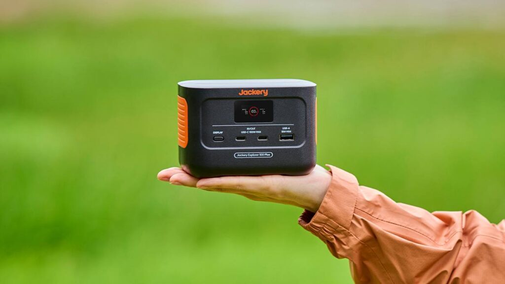 THE "APPLE" OF SOLAR GENERATORS IS FINALLY HERE: JACKERY OFFICIALLY ...