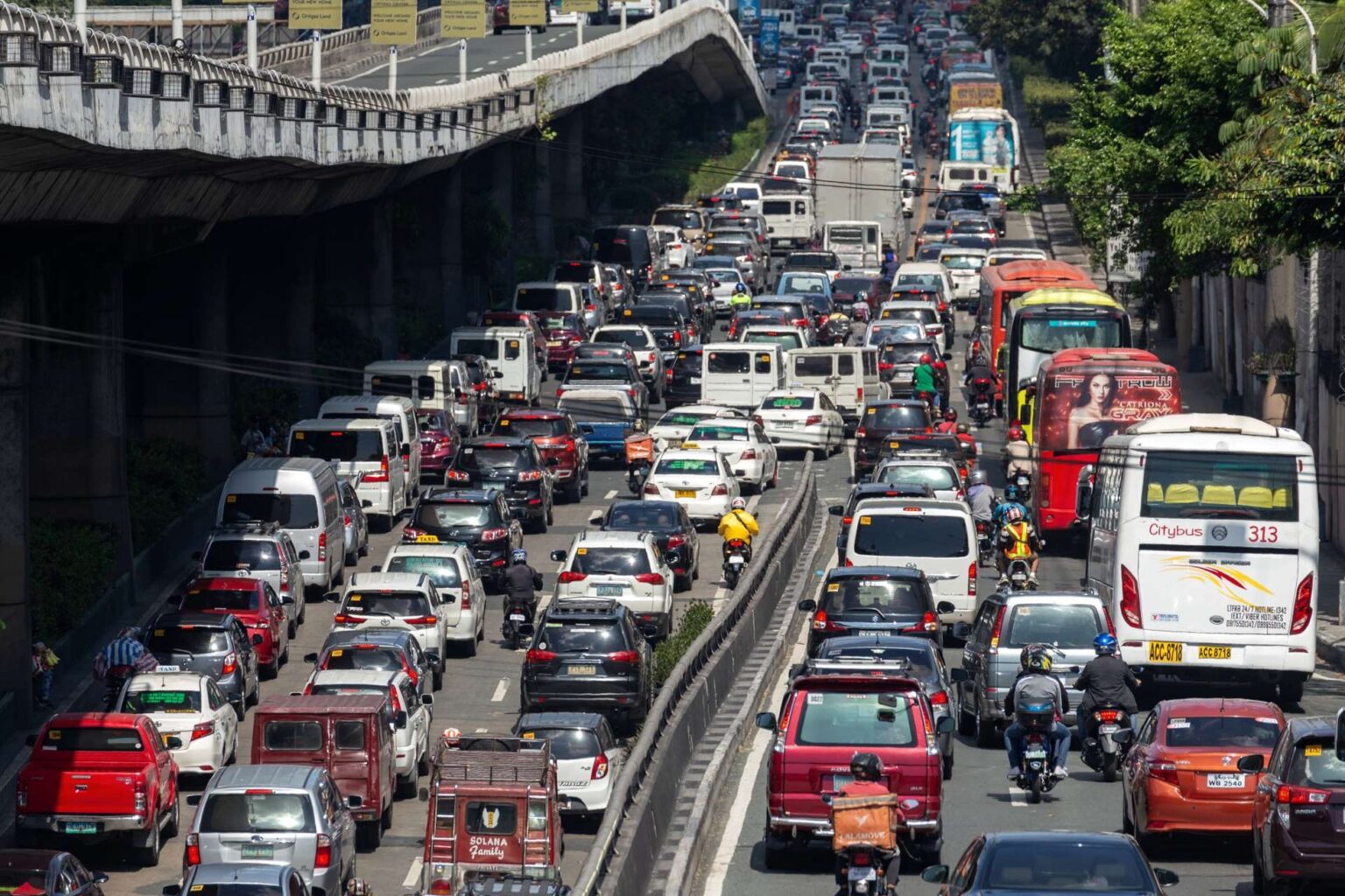 Finding Ease in Manila’s Daily Traffic with Green GSM - Manila Insight